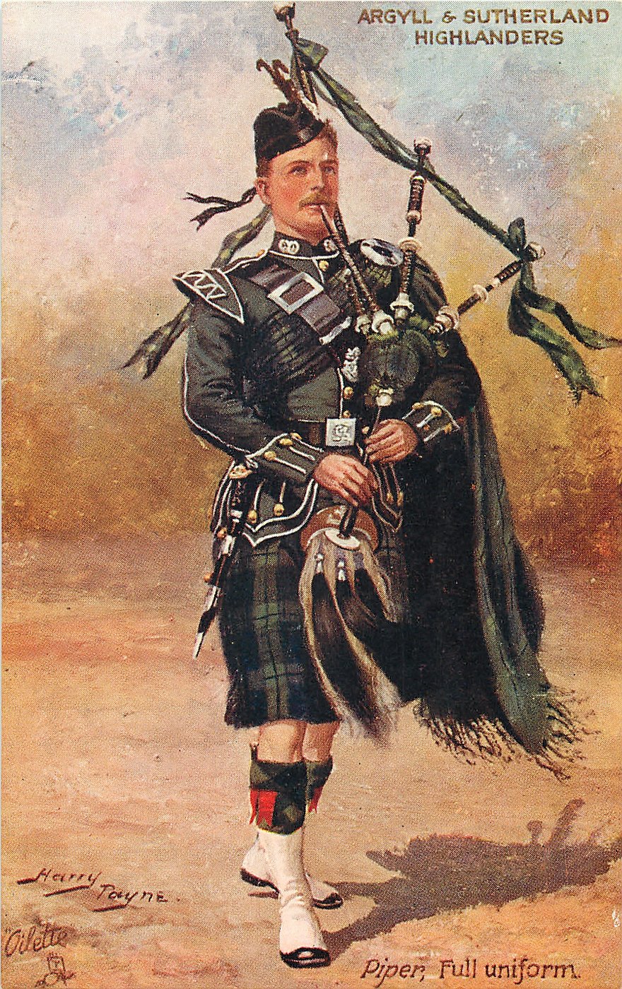 ARGYLL & SUTHERLAND HIGHLANDERS PIPER, FULL UNIFORM - TuckDB Postcards